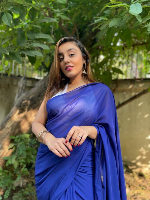 Buy Anand Women Blue Solid Georgette Single Saree Online at Best Prices ...