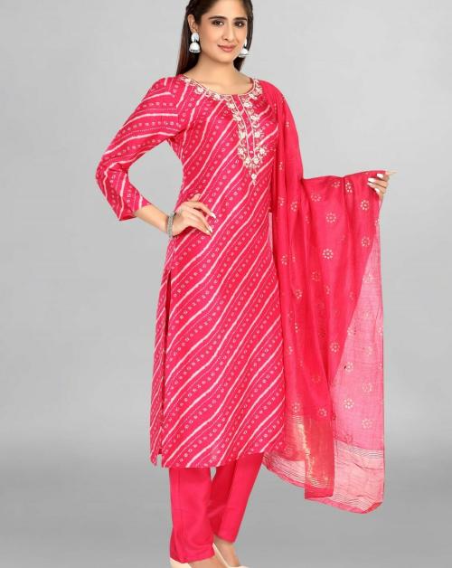 Buy WE WOMEN EXPRESS Dark Rani Colour Kurti with beautiful zardozi ...