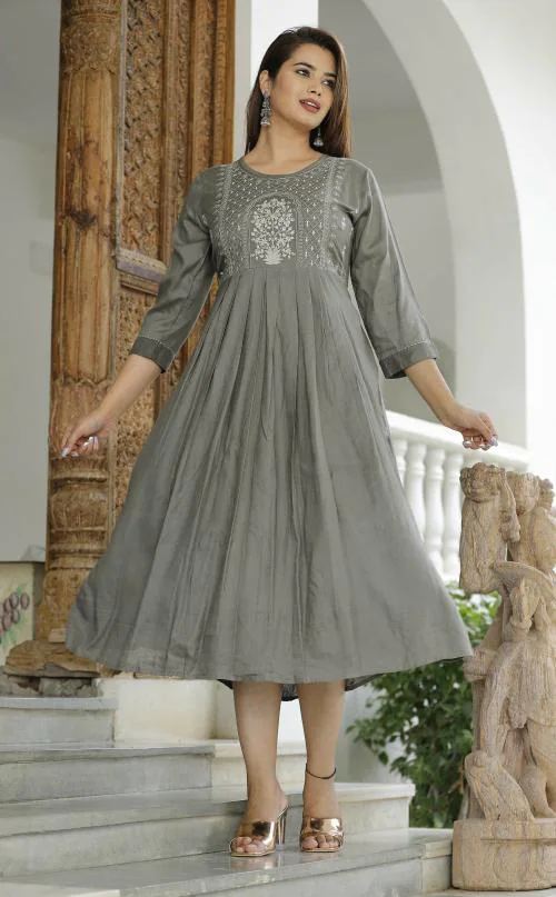 Buy Mehsoos Women Grey Embroidered Viscose Rayon Flared Kurta (Large ...