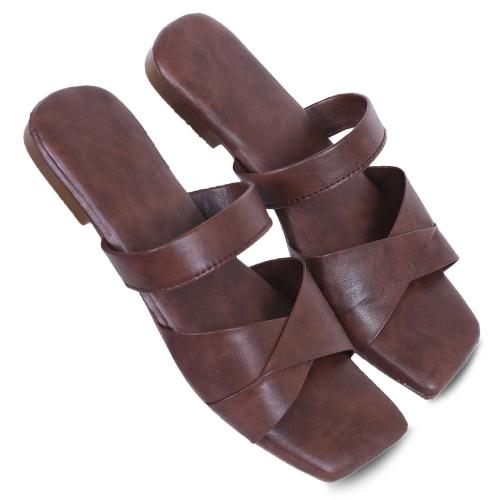 Buy Paduki Maroon Flats Online at Best Prices in India - JioMart.