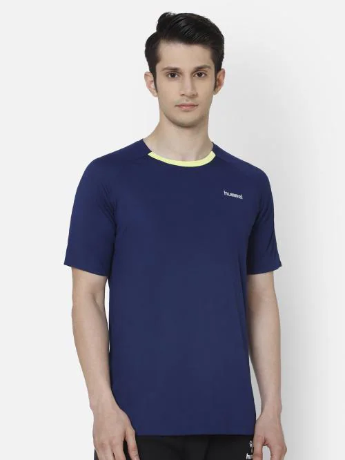 Buy Hummel Jish Men Medivial Blue T-Shirt Online at Best Prices in India - JioMart.