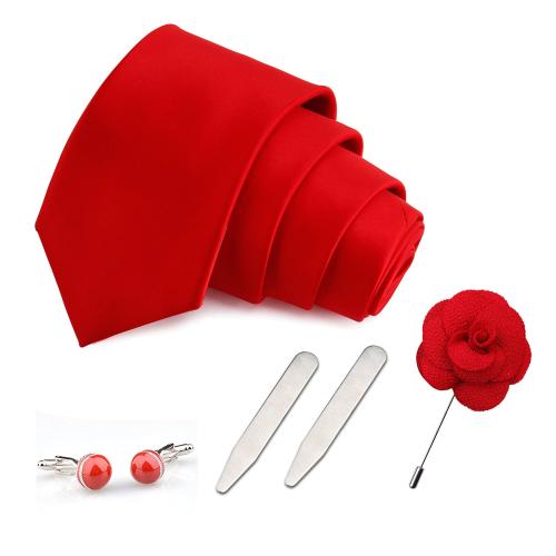 Buy Peluche Dapper Gift Box Includes 1 Neck Tie, 1 Brooch, 1 Pair Of Cufflinks & 1 Pair Of ...