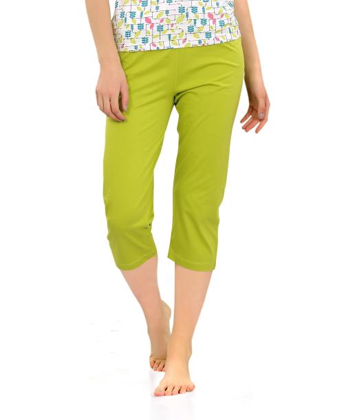 Buy ZEBU Women Cotton Solid Light Green Capri pack of 1 Online at Best ...