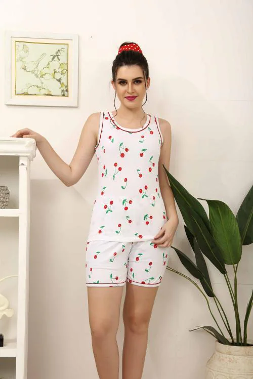 Buy Qlee Womens Night wear sandow & shorty set White M Online at Best ...