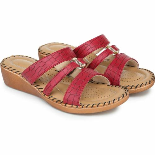 Buy Trase Maroon Flat Slip-on Slide for Women Online at Best Prices in ...