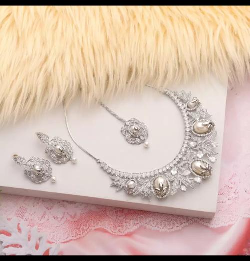 Buy StyledDiva Brass Brass Silver Jewel Set (Pack of 1) Online at Best ...