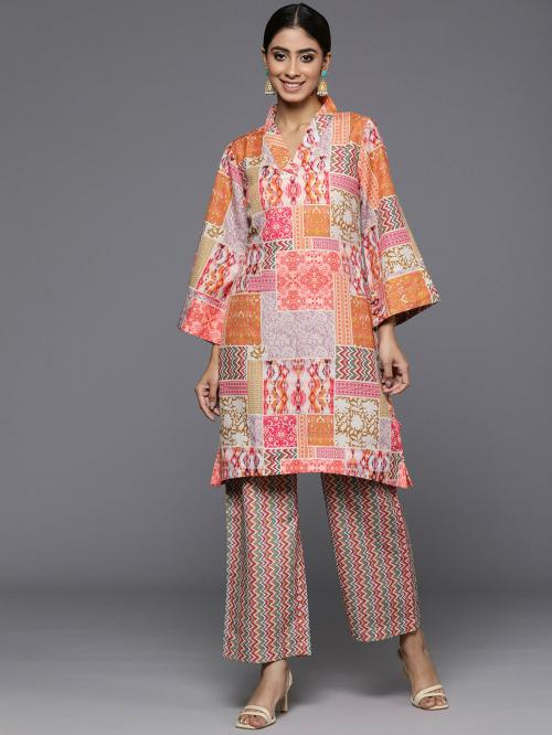 Buy Varanga Women Rust Geometrical Printed Straight Kurta Paired With ...