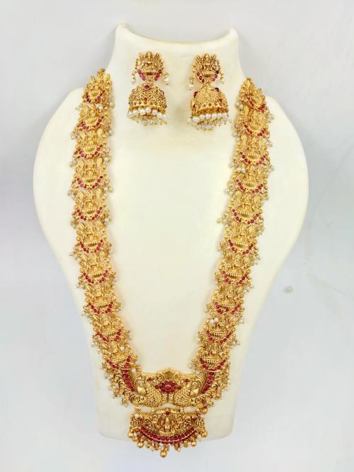 Buy Chetna Fashion Alloy Gold-Plated Gold Jewel Set (Pack Of 1) Online ...