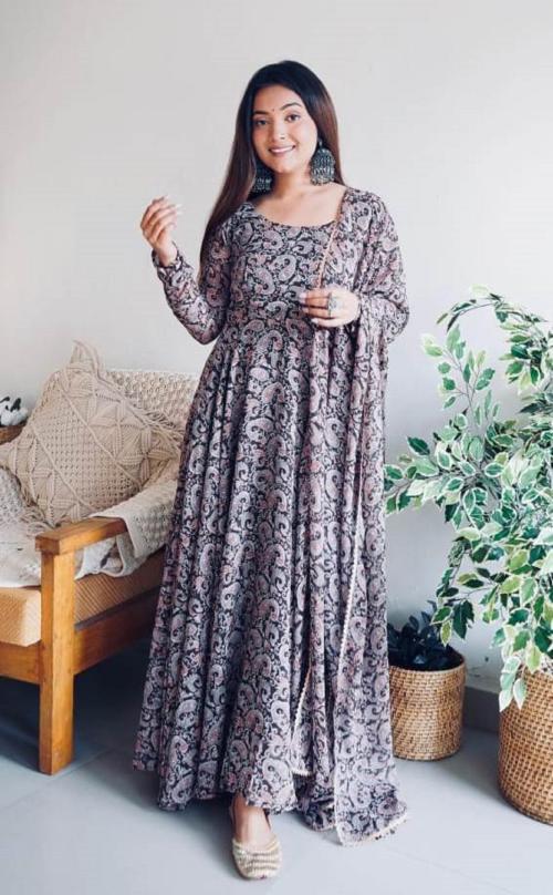 Buy CONCY-ANARKALI LONG KURTI AND CHURIDAR WITH DUPATTA GREY Online at ...