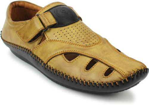 Buy Fashion Victim Teek Sandal Men Online at Best Prices in India ...
