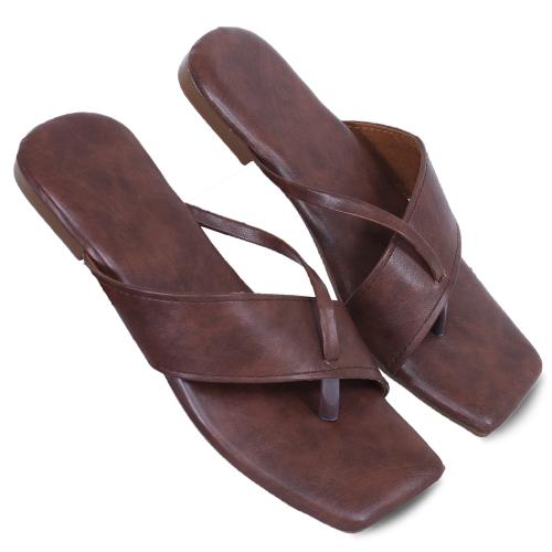 Buy Paduki Maroon Flats Online at Best Prices in India - JioMart.