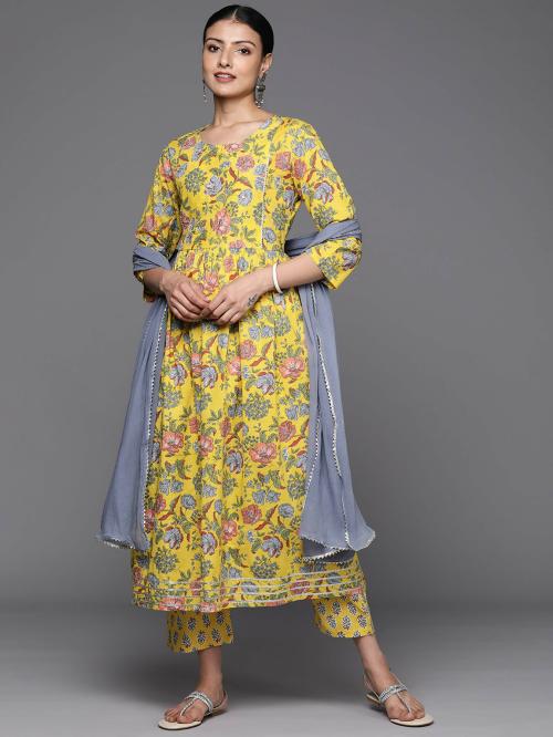 Buy Varanga Women Yellow Multi Colour Floral Printed Kurta Paired With ...