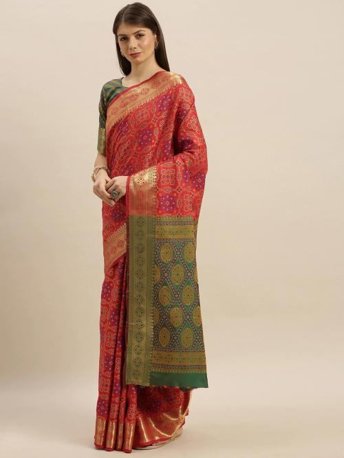 Buy AKSHARAM Women Red, Green Woven Silk Blend Kanjivaram Saree Online ...