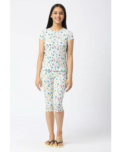 Buy SINI MINI Round Neck With Half Sleeve Top & Capri Mehanthi Girls ...