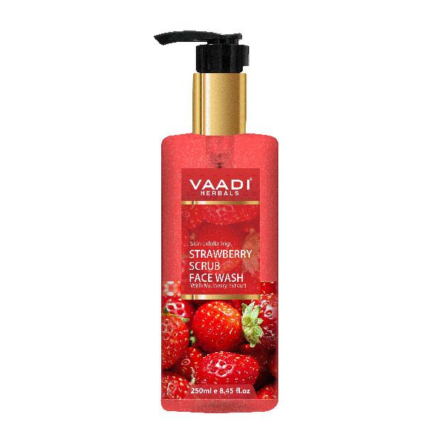Strawberry Scrub Face Wash With Mulberry Extract 250 ml - JioMart