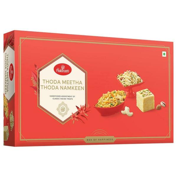 Haldiram's Thoda Meetha Thoda Namkeen 900 g - JioMart