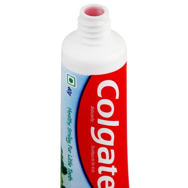 Colgate Strawberry Flavor Kids Toothpaste 40 g (2-5 Years) - JioMart
