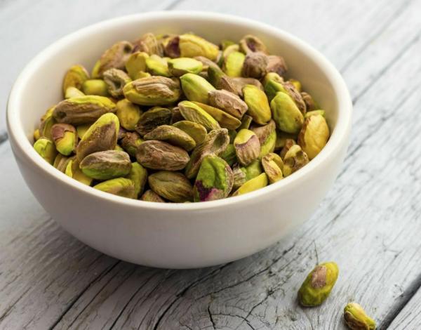 Foodcan Pista Plain Unsalted Without Shell, Raw Pistachios Kernels 250g ...