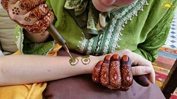 Amina Natural Green Henna Mehndi Henna Powder for Skin Hand and Hair 1600 g (Pack of 4) - JioMart