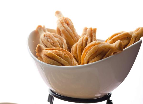 Kesar Sweets| Karela Namkeen Snacks| Nimki Snacks| Namak Para Mathri ...