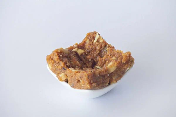 Kesar Sweets| Sweets Box Dry Fruit Ladoo, Choco Chip Laddu, Moong Thal ...