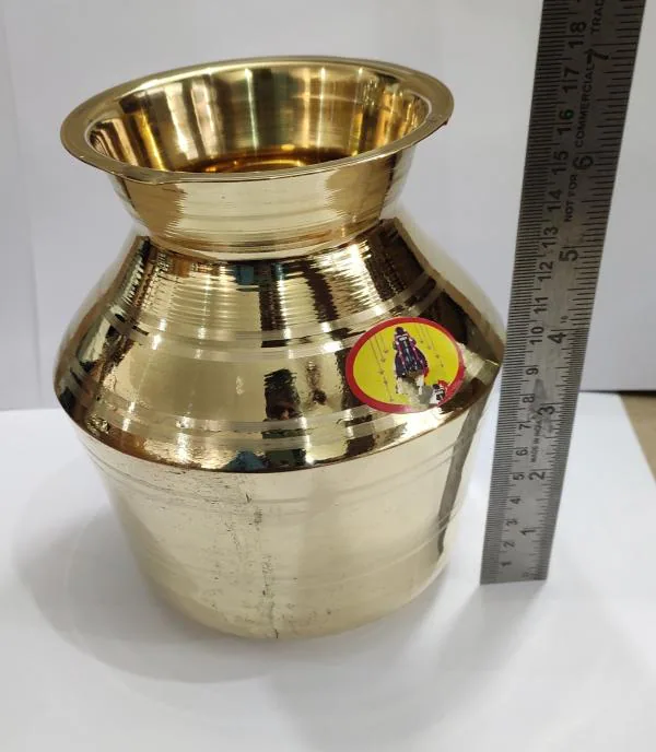 NAAYAGI - BRASS SOMBU - 1.5 LITRE | FOR POOJA, SERVING, RITUALS - SMALL ...