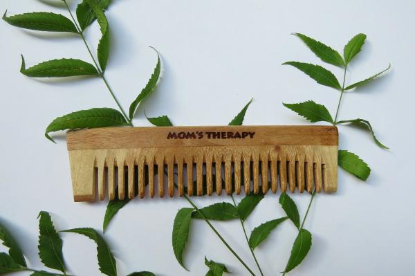 Mom’s Therapy Handmade Neem Comb - JioMart