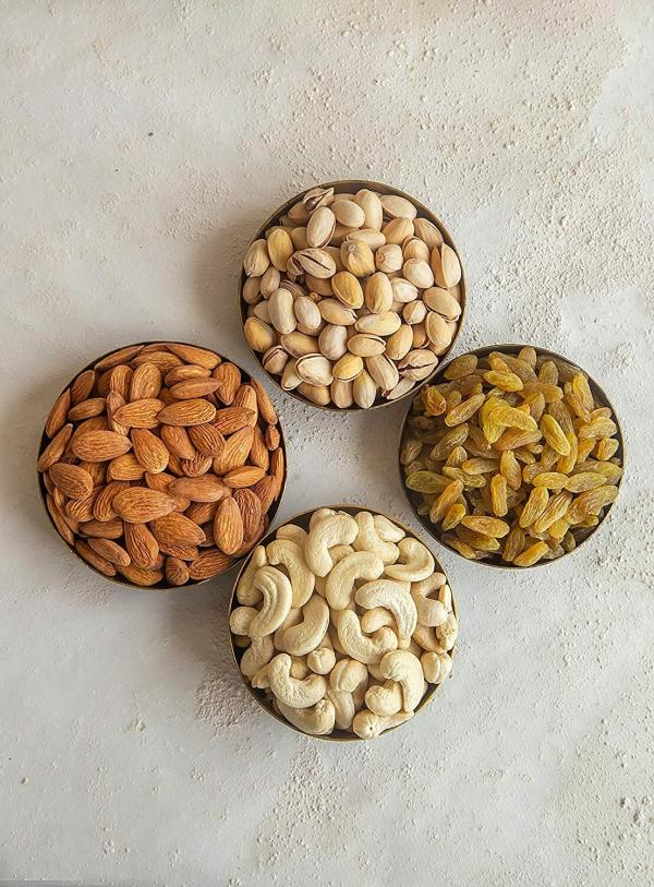 Kesar Sweets | Dry Fruits Gifts Box - Cashew, Almond, Pistachio, and ...