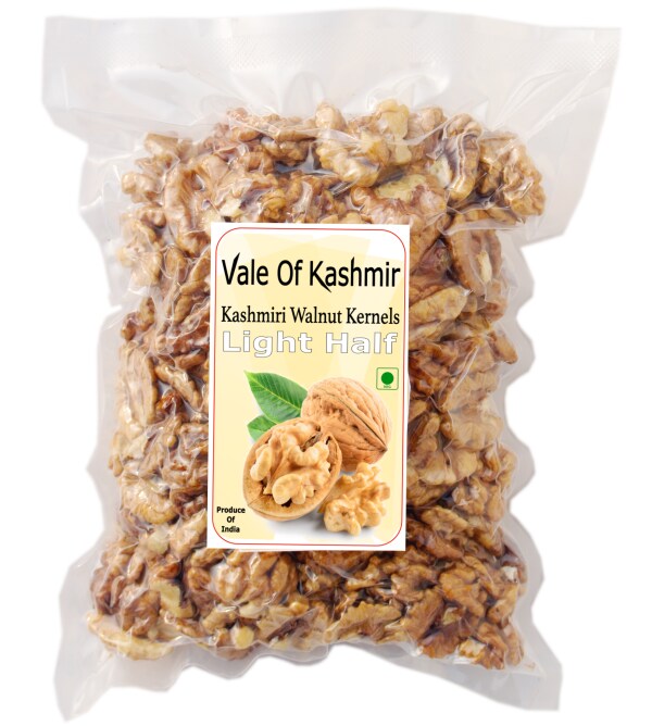 Vale Of Kashmir Walnuts Without Shell Light Halves 500 Gram, Akhrot Magaz Giri , Walnut Kernels ...