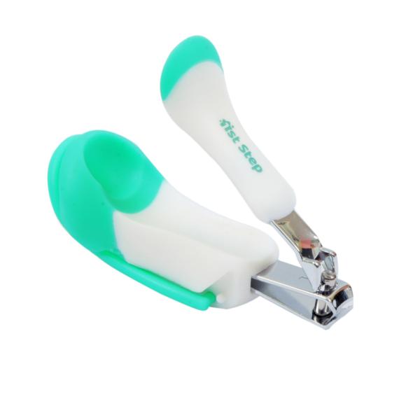 1st Step Nail Clipper with Magnifying Glass - Blue - JioMart