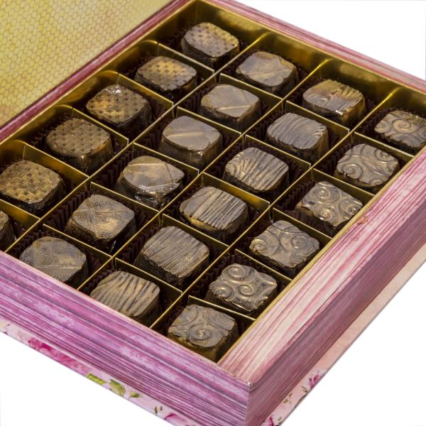 CELESTE Festive Chocolate Book Box -24 Dipped truffle chocolates ...