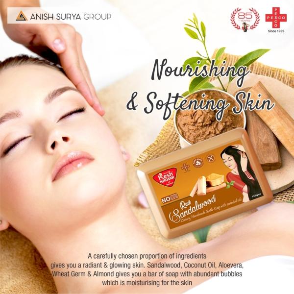 Kesh Nikhar Supreme18 Herbs Bhringraj Enriched Intensive Hair Oil For ...