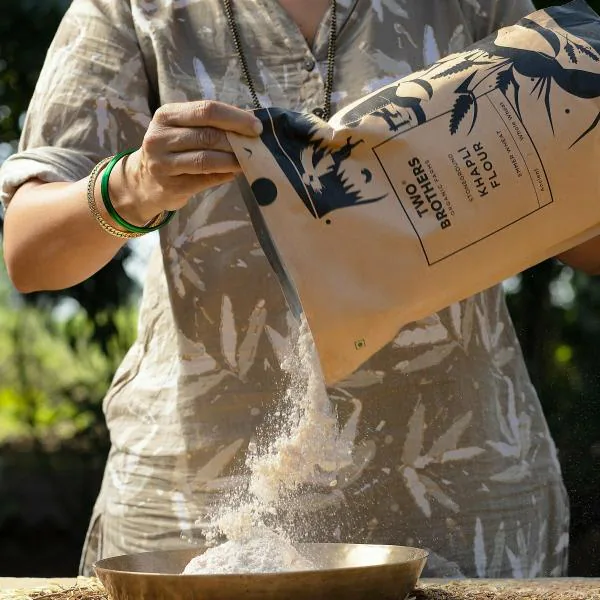 Two Brothers Organic Farms Amorearth Khapli Atta ( Emmer Long Wheat ...