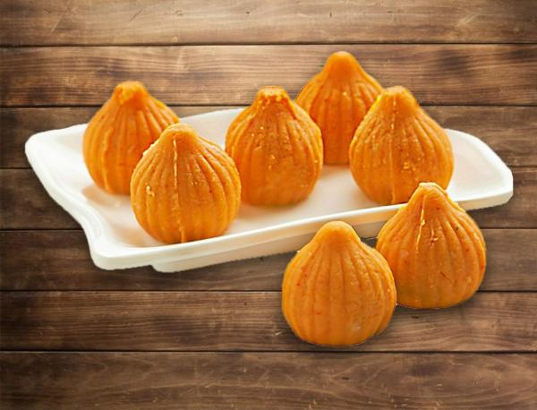 Punjabi Ghasitaram Mango Mawa Modaks with Free Ganesh Idol (400gms ...