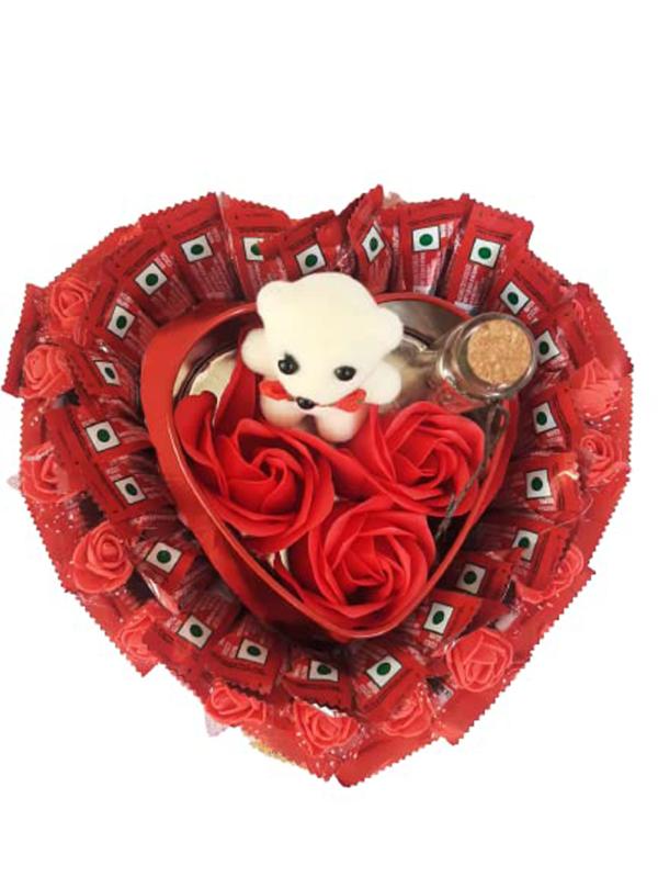 Happy Basket By Simran Heart Shaped KitKat Gift Hamper For Valentine ...