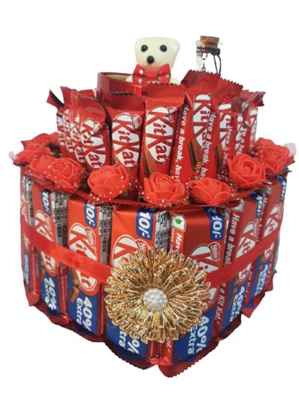 Happy Basket By Simran Heart Shaped KitKat Gift Hamper For Valentine ...