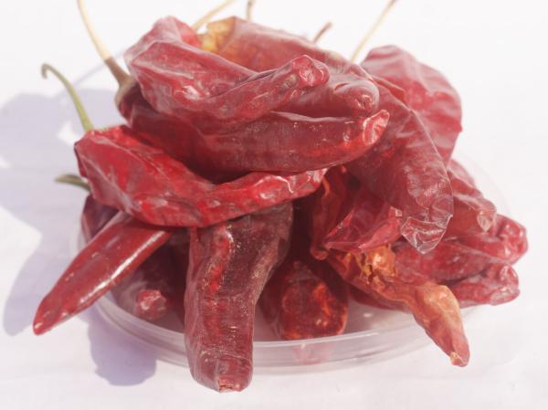 Vale Of Kashmir Kashmiri Red Mirchi / Chilli Whole 250 Gram | Natural ...