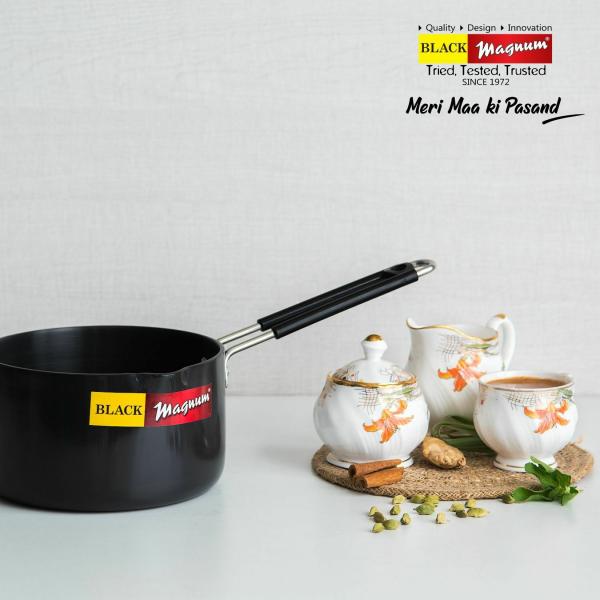 Black Magnum Basics IBSPHL-1, 1.5 Litre Saucepan, Hard Anodised Sauce ...