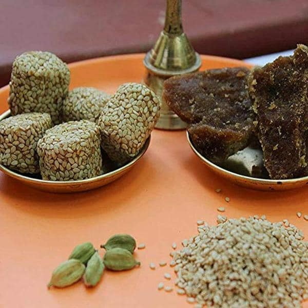 SITARA FOODS Bellam Jeedilu Nuvvulu Jeedi Homemade 500 gm - JioMart