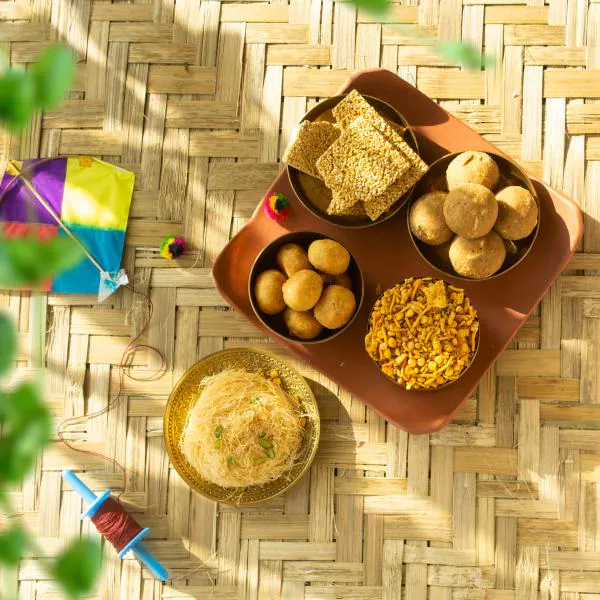 Kesar Sweets | Lohri & Makar Sankranti Snacks & Sweets Gifting Hamper ...