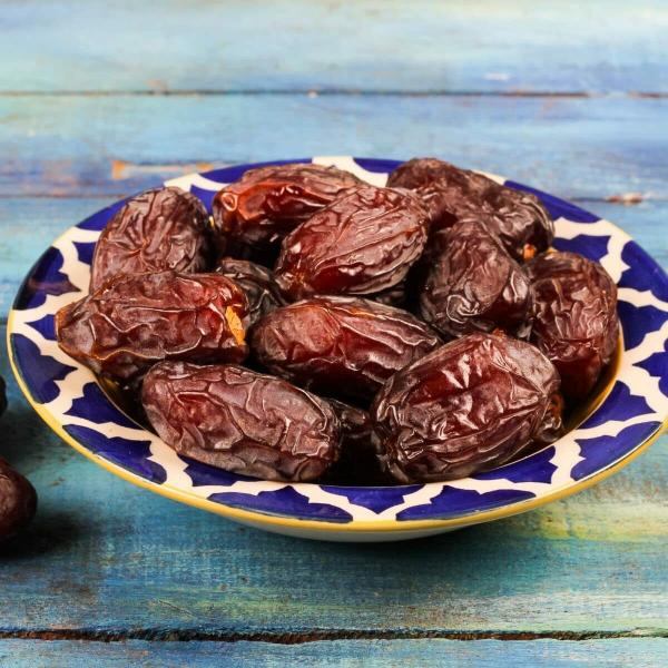Urban Platter Israeli Medjool (Medjoul) Dates, 200g - JioMart