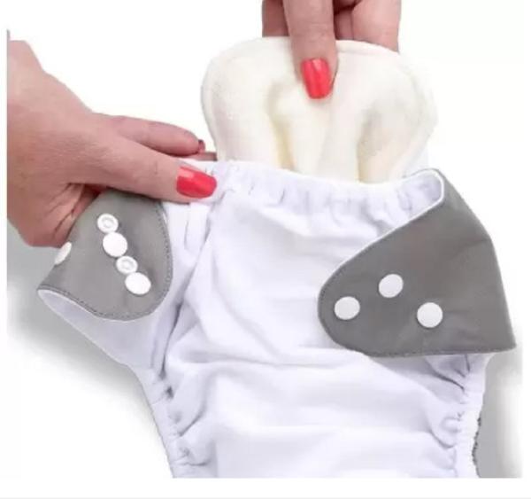 Chubby Cheeks Resuable Printed 2 Cloth& 2 Solid Diapers with 2Pcs of 3 ...