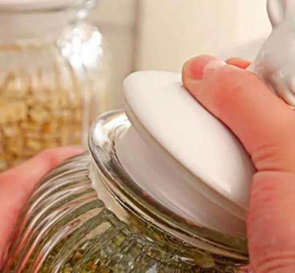 Cracker Transparent Glass, Ceramic Pop Jar With Heart Shape Lid Pickle ...