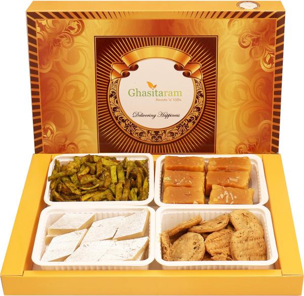 Jaiccha Ghasitaram Big Box of Kaju Katli, Soft Mysore Pak, Methi Mathi ...