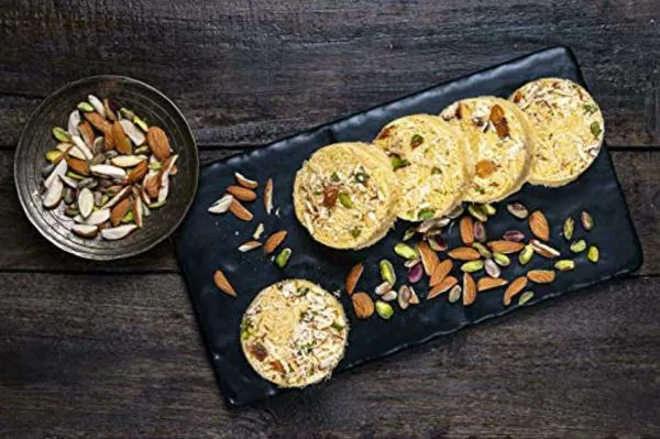 Bhagats Heera Sweets Son Roll with Orange Flavour Vegetarian 500 g ...