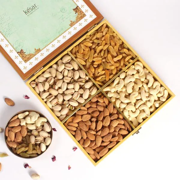 Kesar Sweets | Dry Fruits Gift Pack | Diwali Gift Hamper | Diwali Gift ...
