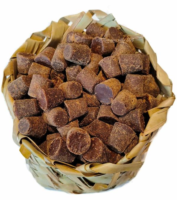 Udankudi Sillu Karupatti - Udankudi Natural Palm Jaggery with Dry ...