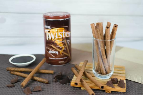 Delfi Twister Choco Wafer Rolls with Cream 320 Gm - JioMart