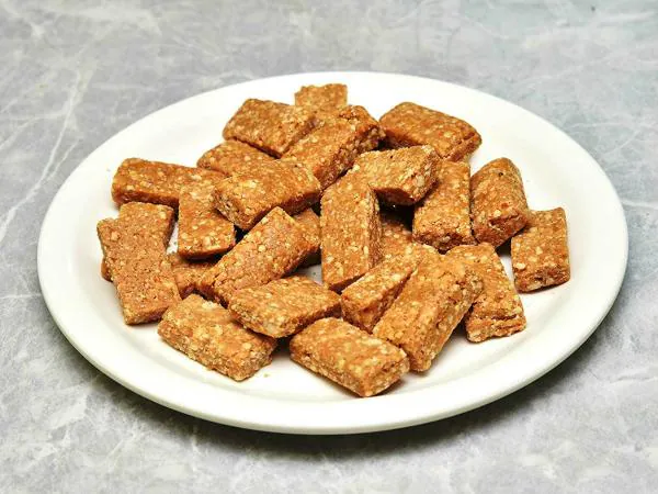 Thangapandiyan Big Mixture, Omapodi, Ko Ko Mittai - JioMart