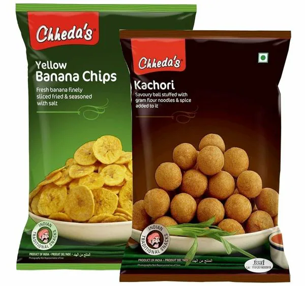 Chheda's - Yellow Banana Chips (300 Gm) and Dry Kachori (300 Gm ...